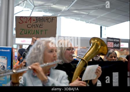 21 December 2025, Baden-Württemberg, Baden-Baden: Decathlete Leo ...
