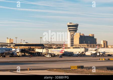 Air traffic control tower, Philadelphia International Airport Stock ...