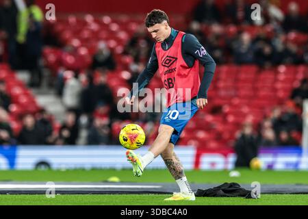 Alex Jimenez of Bournemouth in the pregame warmup session during the ...