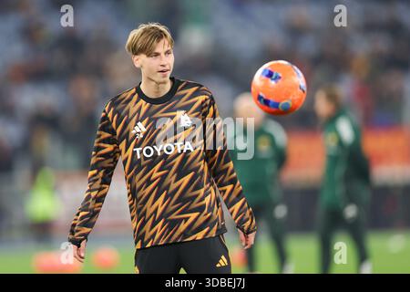 Rome, Italy. 15th Jan, 2026. Finn Bennett attends the photocall of the ...