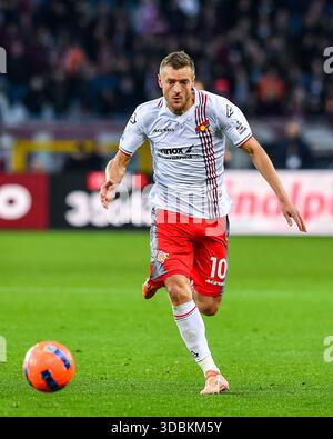 Jamie Vardy of US Cremonese seen in action during Serie A 2025/26 ...