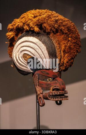 Tatanua mask, New Ireland, Papua New Guinea, 19th century, carved wood ...