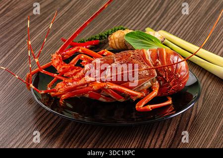 Steamed delicous fresh wild red crab Stock Photo - Alamy