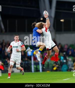 Joshua Kenny of Leinster Rugby with the ball during the Investec Rugby ...