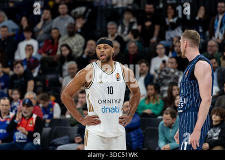 Justin Anderson of Dubai Basketball during the Turkish Airlines ...