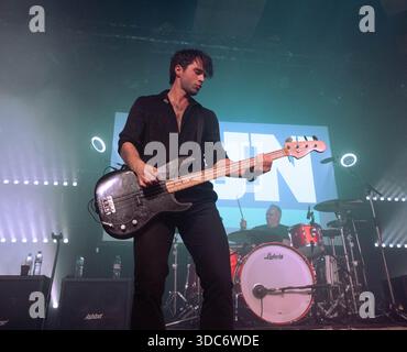 Paul McManus of Gun performing at Barrowland, Glasgow, 14th December ...