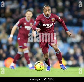 2, Kyle Walker-Peters of West Ham United in attacking action during the ...