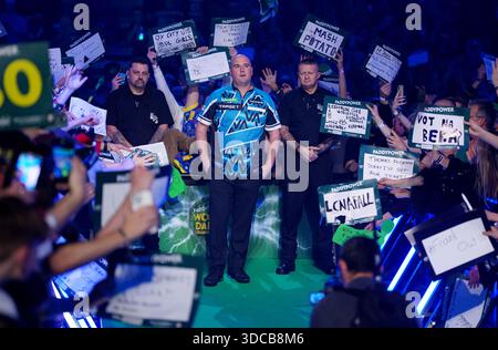 England's Rob Cross ahead of his match against England's Luke Littler ...