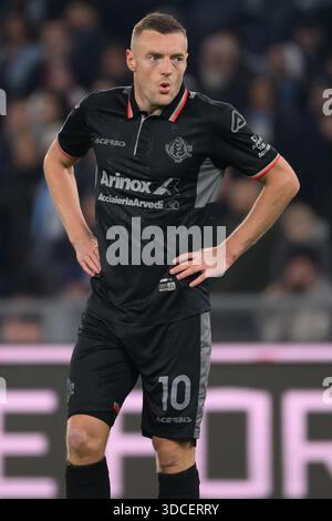 Jamie Vardy of US Cremonese looks on during the Serie A football match ...