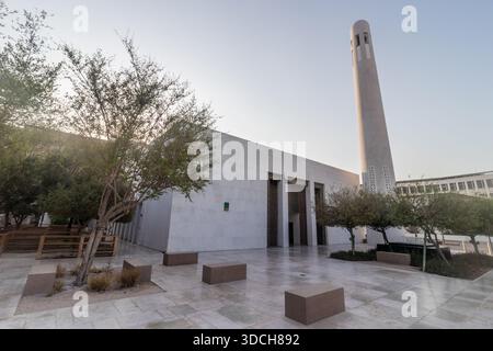 Msheireb Mosque in Msheireb Downtown Doha, Qatar Stock Photo - Alamy