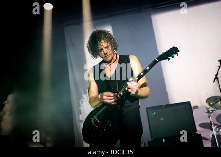 Oslo, Norway. 19th, December 2025. The Norwegian rock band Pil & Bue ...