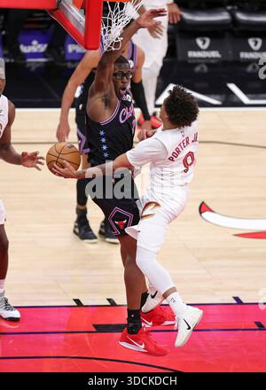 Cleveland Cavaliers' Craig Porter Jr. plays during an NBA basketball ...