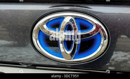 Toyota japanese company was founded in 1937 by Kiichiro Toyoda in ...