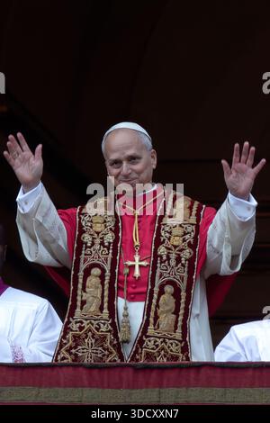 Pope Leo XIV delivers his blessing during his Wednesday General ...