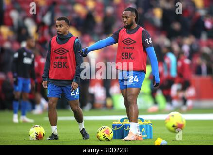 Bournemouth's Antoine Semenyo warming up before the Premier League ...