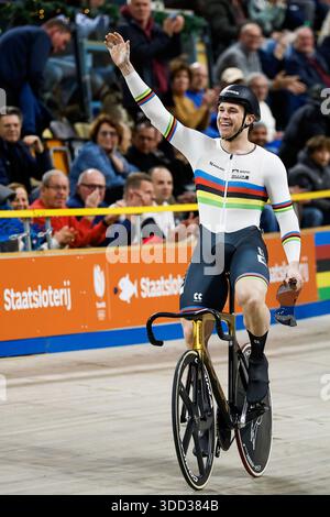 APELDOORN - Harrie Lavreysen celebrates after winning the keirin event ...