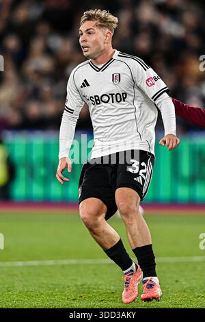 Emile Smith Rowe of Fulham during the Premier League match Leeds United ...