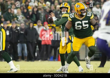 Green Bay Packers quarterback Clayton Tune (6) warms up before an NFL ...