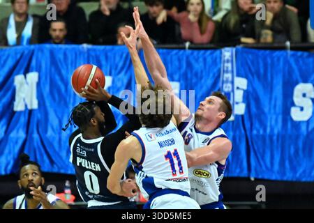 Jacob Pullen (Banco di Sardegna Sassari) during Banco di Sardegna ...