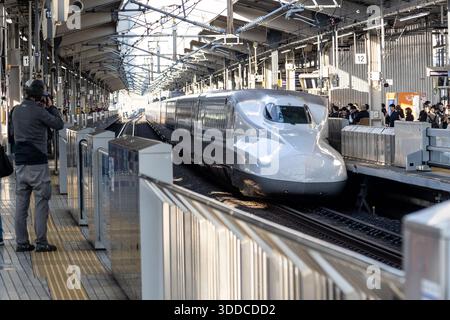 Kyoto,Japan, 2025-11-08. Japanese Shinkansen N700S high-speed trains ...