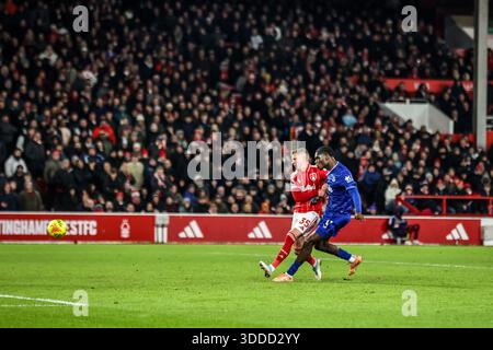 Thierno Barry of Everton scores a goal to make it 0-2 during the ...