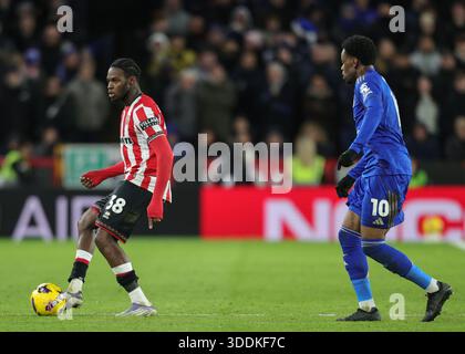 Femi Seriki of Sheffield United passes the ball during the Sky Bet ...