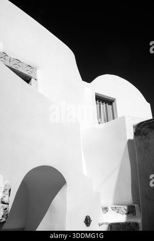 Santorini, Greece Building Alley Black and White Stock Photo - Alamy