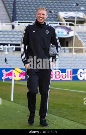 Aaron Ramsdale Of Newcastle United Arrives during the Newcastle United ...