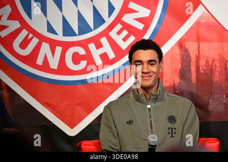Simbach Am Inn, Germany. 04th Jan, 2026. National player Jamal Musiala ...