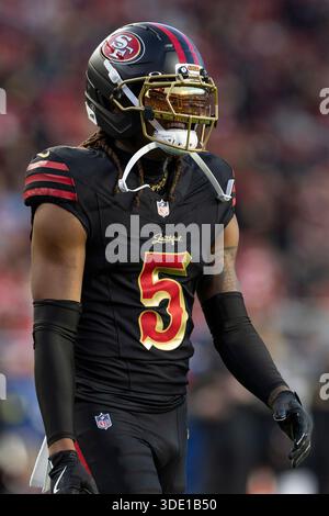 San Francisco 49ers' Demarcus Robinson in action an NFL football game ...