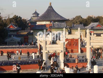 BEIJING, CHINA - JANUARY 10, 2026 - Readers purchase books at the 2026 ...