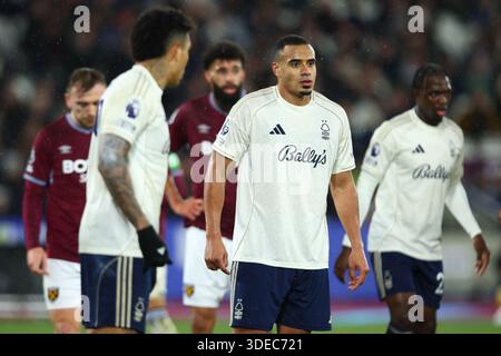 London, UK. 6th Jan, 2026. Lucy Powell, Deputy Leader of the Labour ...