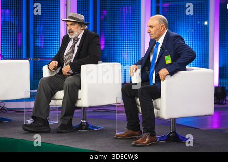 Presidential candidates Manuel Joao Vieira and Humberto Correia, right ...