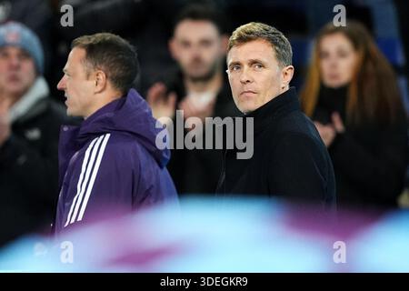 Manchester United interim assistant head coach Steve Holland and ...
