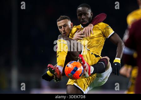 Keinan Davis of Udinese FC competes for the ball with Victor Nelsson of ...