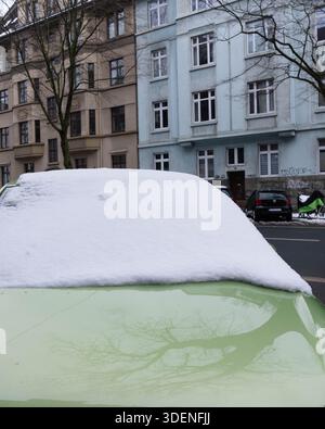 Car under Snow - Winter is coming - Picture of Vehicle when Winter ...