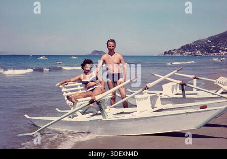 Urlauber Italien, 20200101, Aufnahme ca. 1965, Ferien am Meer ...