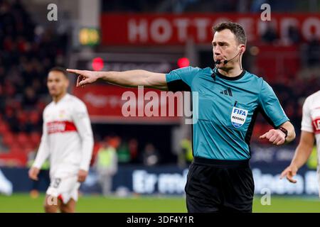 Referee Felix Zwayer Leverkusen, January 10, 2026, Football, Bundesliga ...