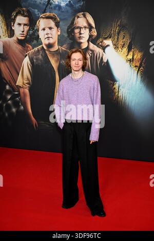 Munich, Germany. 11th Jan, 2026. Actors Nevio Wendt (l-r), Momo Beier ...