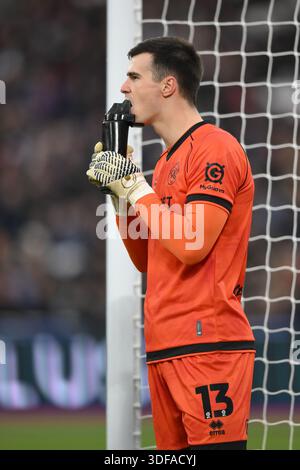 Joe Walsh, Goalkeeper of Queens Park Rangers warms up during the Stoke ...