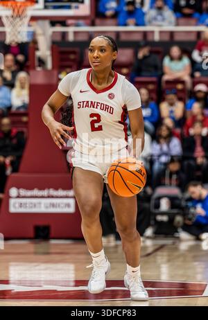 January 11 2026 Stanford guard Chloe Clardy (13)sets the play during ...