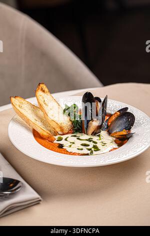 Gourmet Seafood - Mussels in Restaurant Stock Photo - Alamy