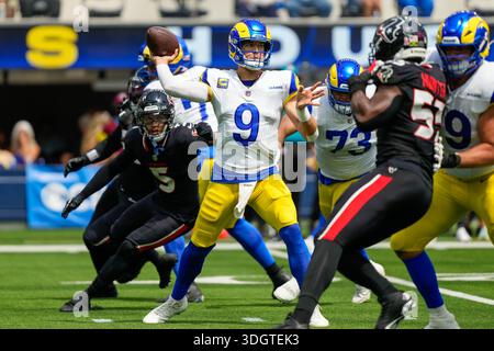 Los Angeles Rams quarterback Matthew Stafford participates during the ...