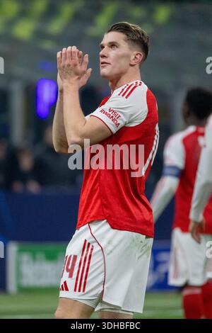 Viktor Gyokeres of Arsenal FC in action during the UEFA Champions ...