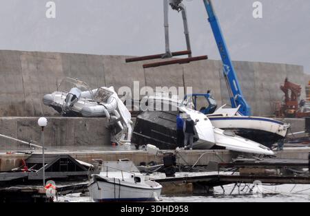 Palermo, Italy. 21st Jan, 2026. Palermo. Damage caused by Cyclone Harry ...
