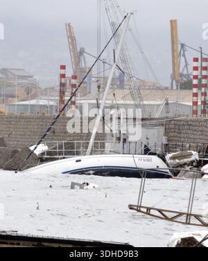 Palermo, Italy. 21st Jan, 2026. Palermo. Damage from Cyclone Harry in ...