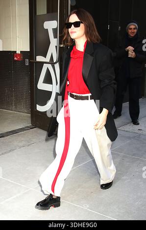 January 21 2026 Claire Foy on Live with Kelly & Mark to talk about new ...