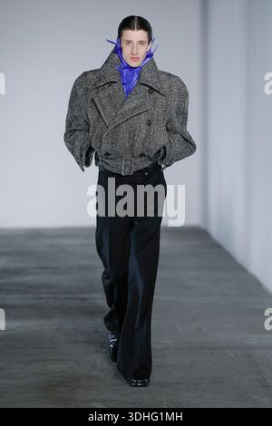 Paris, Frankreich. 21st Jan, 2026. Jonathan William Anderson at DIOR ...