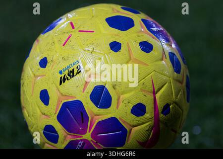 Borehamwood, UK, 21st Jan 2026. Frida Maanum of Arsenal Women warming ...