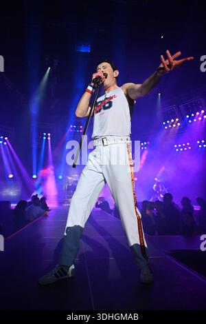 One Night of Queen, Gary Mullen, David Brockett performs at the Dome de ...
